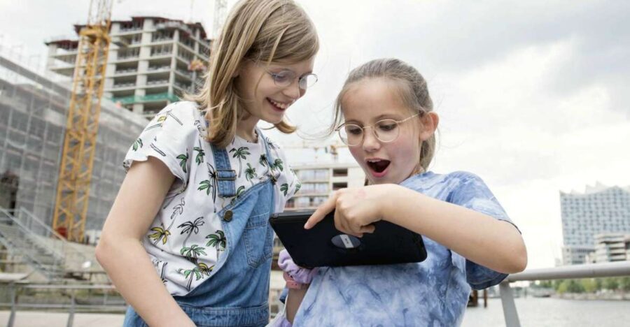 Berlin:City Exploration Scavenger Hunt for Kids with Geolino - The Itinerary and Experience Breakdown