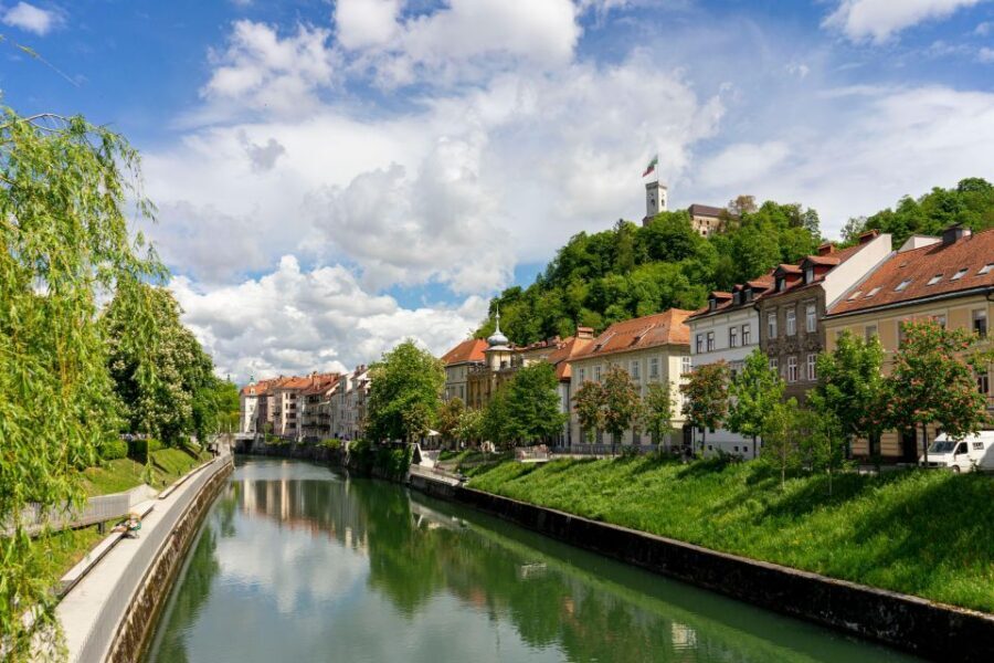 Best of Ljubljana: Private tour with Ljubljana born guide - Exploring the Itinerary: What You’ll See and Experience