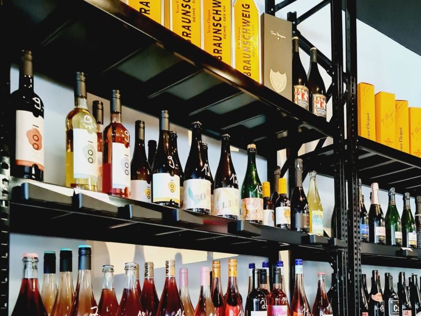 Braunschweig: Guided Walking Tour with Food Tastings - Who Should Consider This Tour?