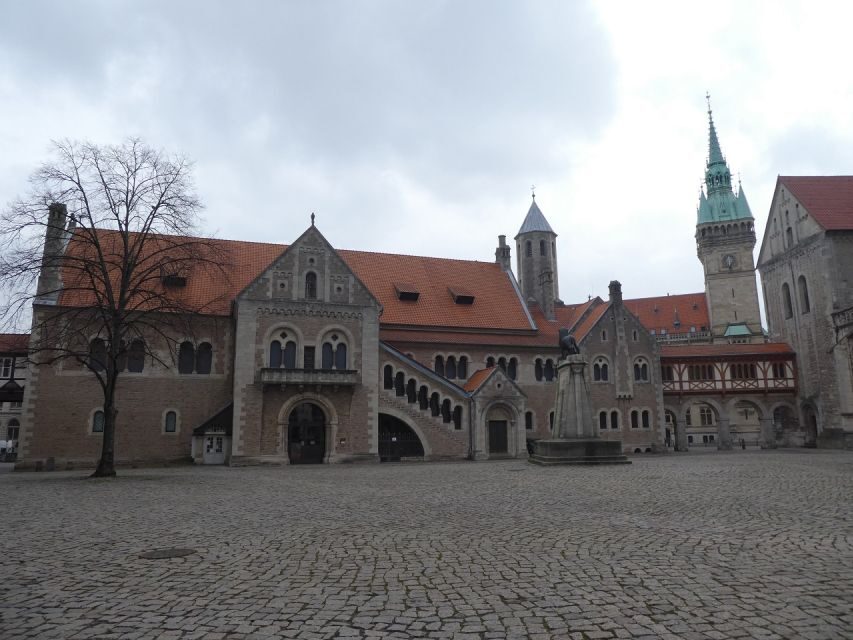 Braunschweig: Private City Walking Tour with Certified Guide - The Experience of a Private Guided Tour
