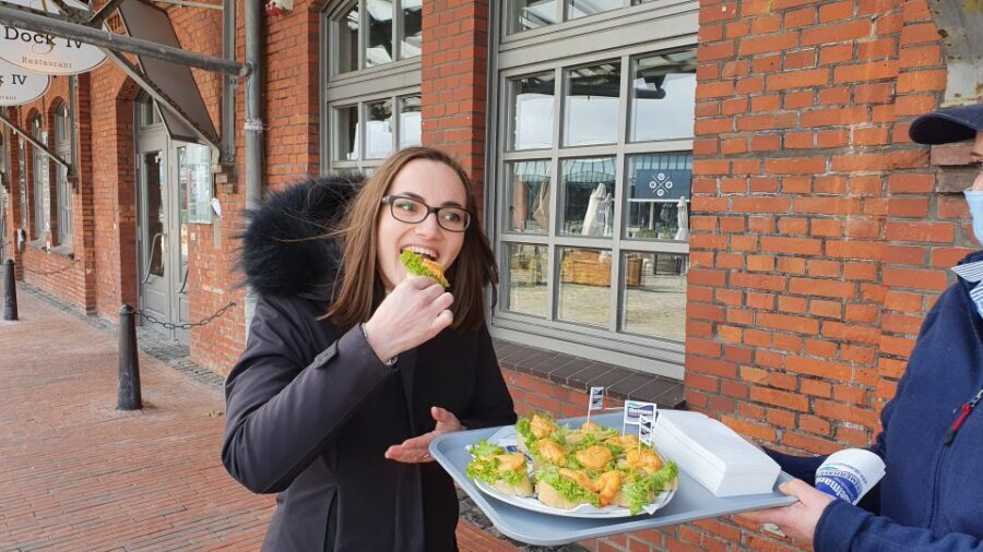 Bremerhaven: Fish Bite Guided Walking Tour - Exploring the Smoking Huts and Traditional Fish Shops