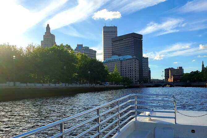Brews Cruise with Narragansett Beer - Who Will Enjoy This Tour?