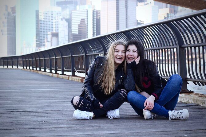 Brooklyn Bridge and NYC Skyline Private Photo or Video Experience - Exploring the Tour: A Closer Look