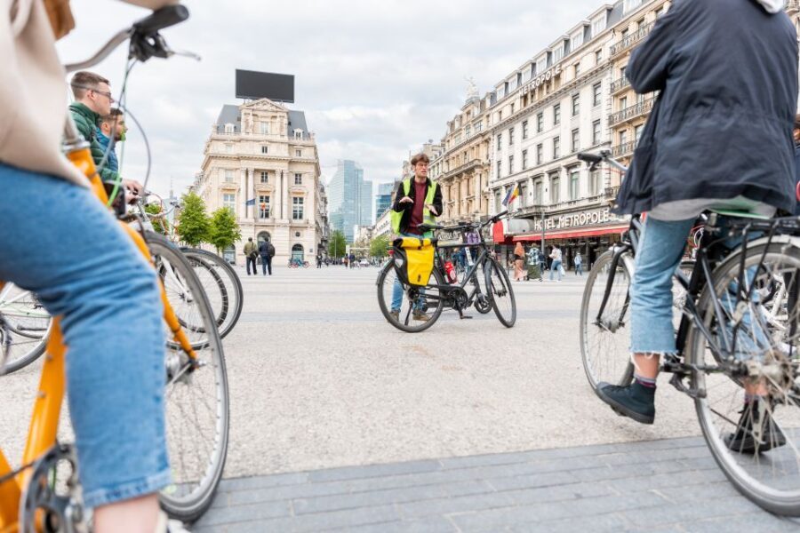 Brussels: City Highlights and Hidden Gems Bike Tour - Why This Bike Tour Works
