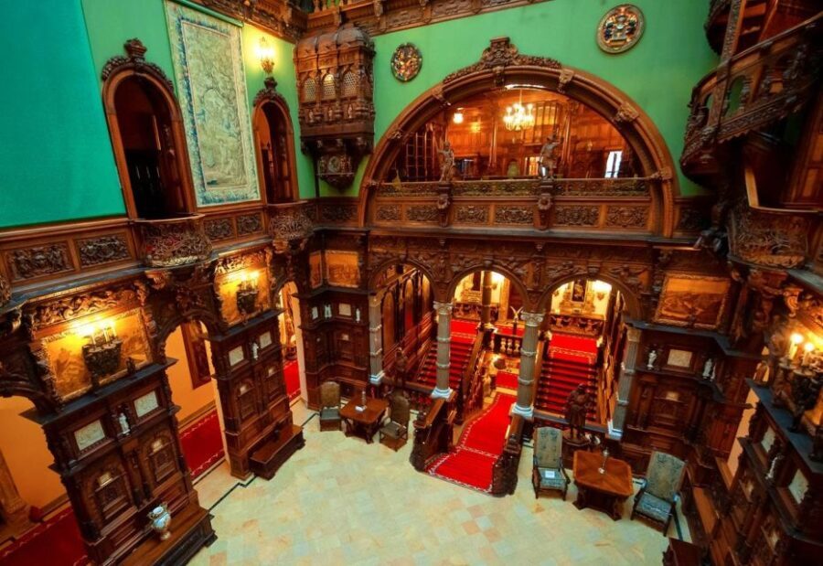 Bucharest: Draculas Castle, Peles Castle & Brasov Day Trip - Practical Details and What to Keep in Mind