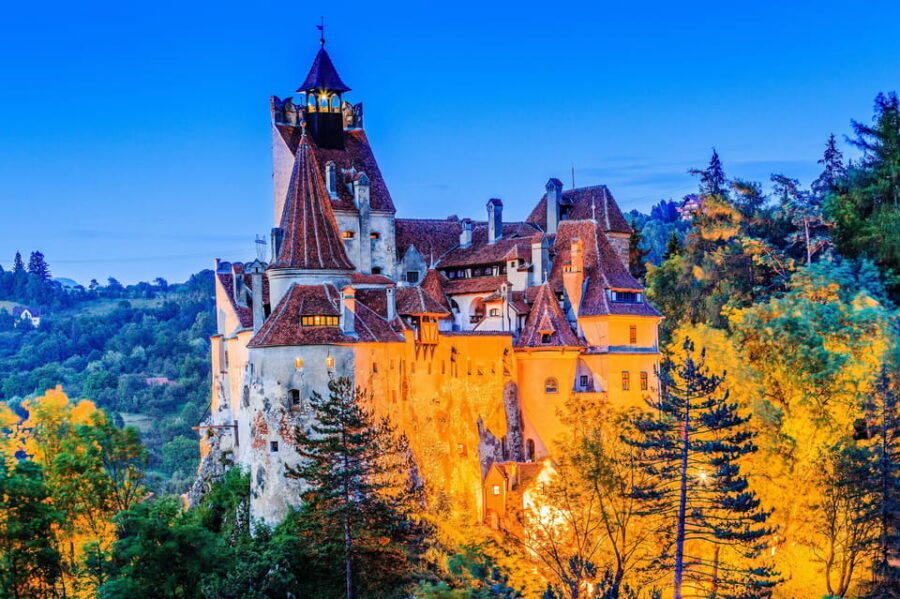 Bucharest : Pele Castle, Dracula Castle and Braov Day Trip - Exploring Braovs Medieval Charms
