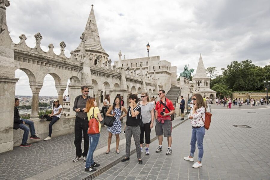 Budapest: Castle District Walk with Matthias Church Entry - The Itinerary in Detail