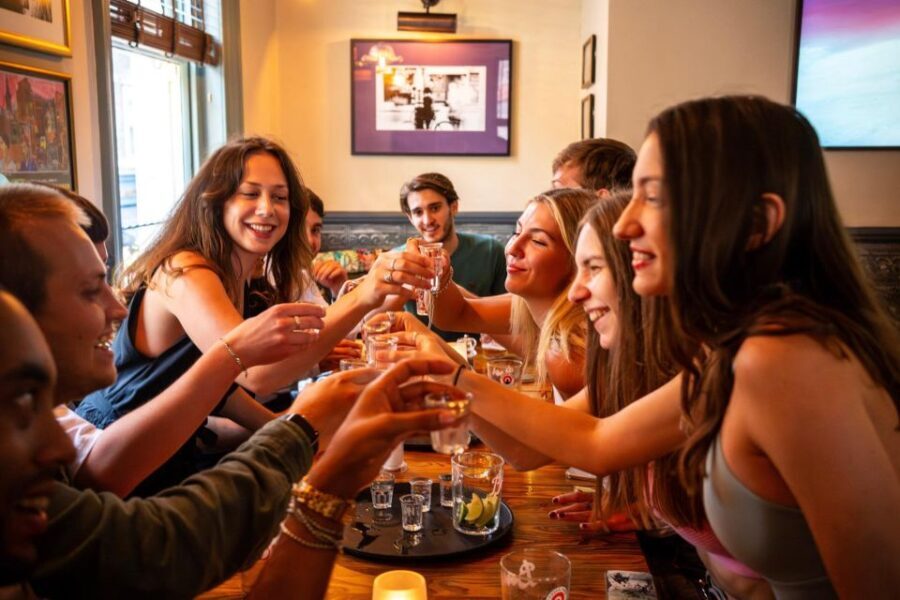 Budapest: Guided Bar Crawl Walking Tour - Exploring Budapests Nightlife on a Guided Bar Crawl