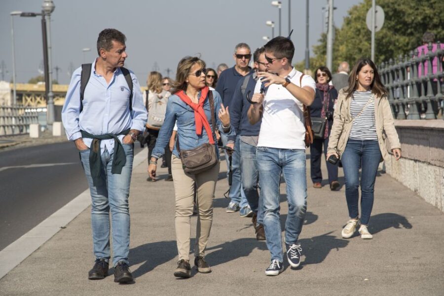 Budapest: Guided Walking Tour of Pest - Exploring Budapest: What to Expect