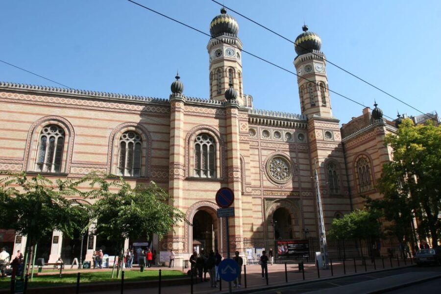 Budapest: Jewish Heritage Guided Tour with Synagogue Ticket - Final Thoughts