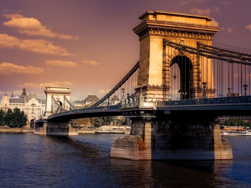 Budapest: Unlimited Prosecco and Wine Sightseeing Cruise - Final Thoughts: Who Should Consider This Cruise?