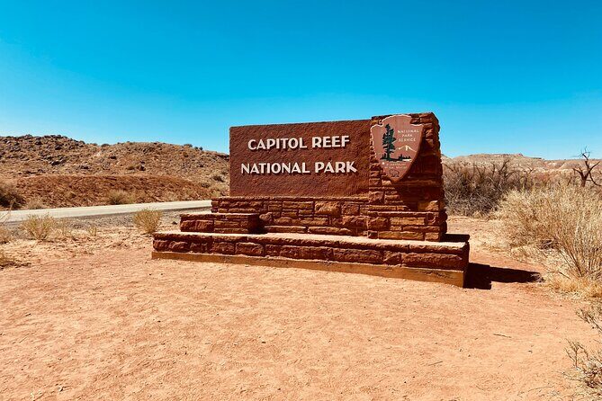 Capitol Reef Full Day Private Tour and Hike - What Sets This Tour Apart?