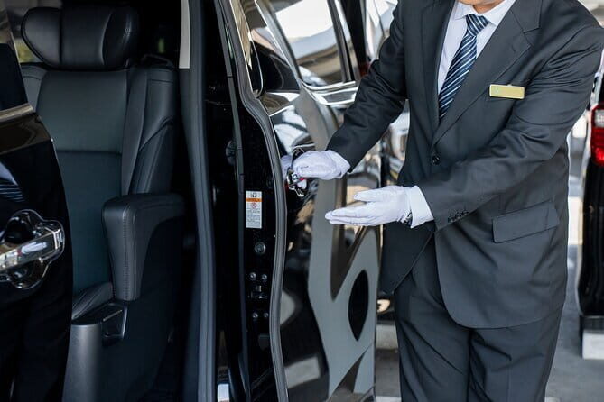 Center Tokyo Private One Way Transfer To Narita Airport (License) - What Makes This Transfer Stand Out?