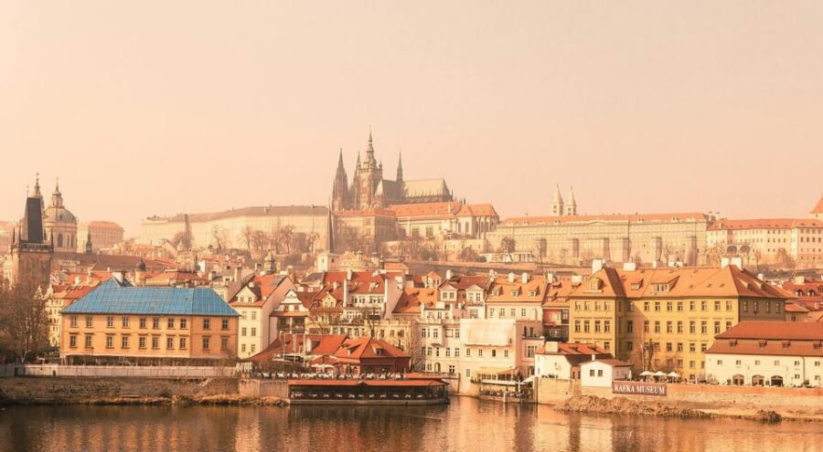 Charles Bridge and Prague Castle Walking Tour - Introduction to the Tour Experience