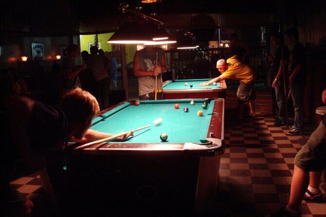 Charleston Bar Hunt: Charleston Chase Bar Crawl - Exploring the Details of the Charleston Chase Bar Crawl