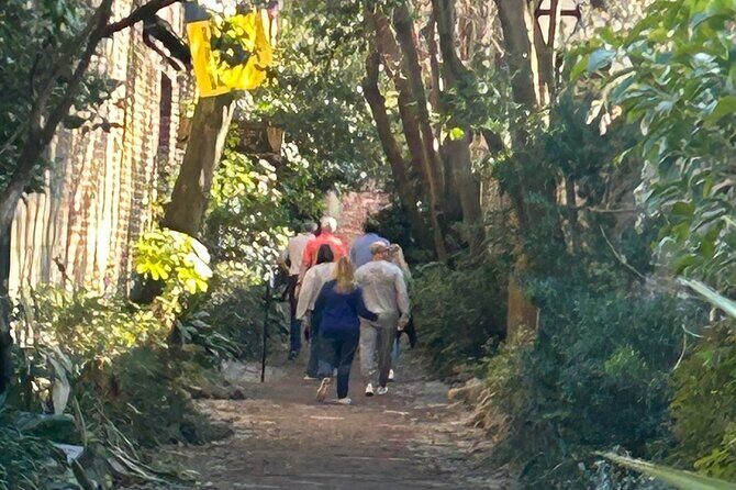 Charm of Charleston - Walk Through Time with a Charleston Native - What Makes This Tour Stand Out?