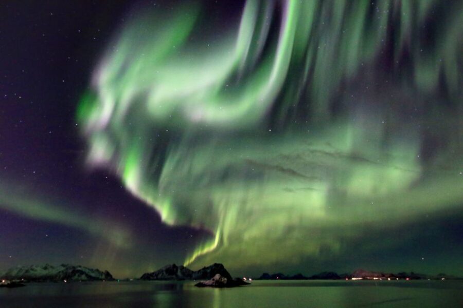 Chase the Northern Lights with a Photographer - The Experience from Reviews