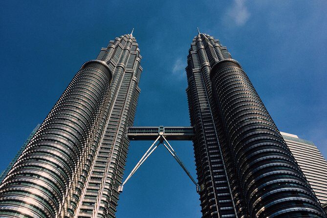 *Chauffeur: Kuala Lumpur to Singapore Transfer [Car] - Detailed Itinerary Breakdown