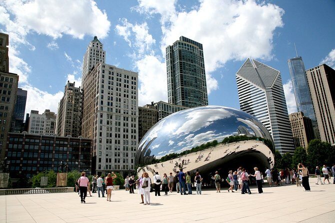 Chicago Airport Transfer: Chicago to O'Hare Airport ORD in Luxury SUV - Vehicle and Amenities