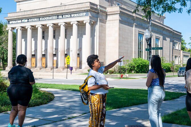 Chicago Black History Highlights Walking Tour - Key Points
