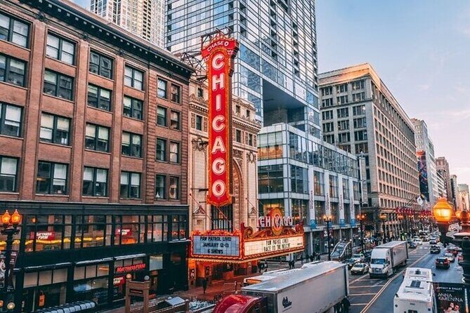Chicago Loop Private Walking Tour with a Guide - Who Should Consider This Tour?