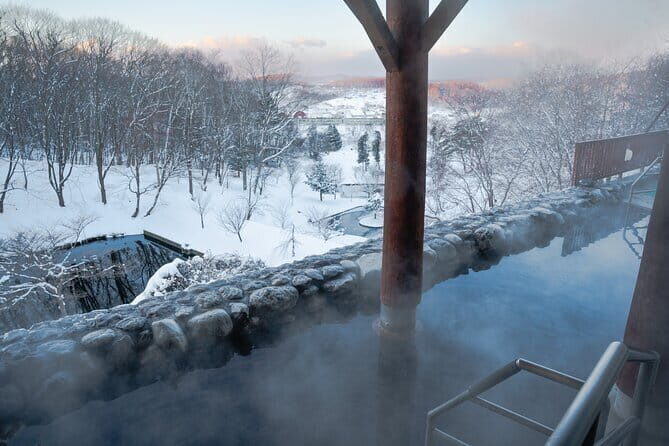 Chitose River Wildlife Watching Rafting and Moor Hot Spring Bath - Relaxing at the Moor Hot Spring Bath