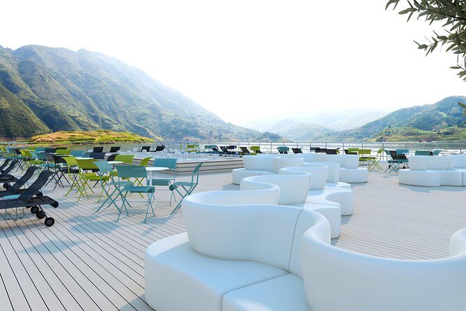 Chongqing to Yichang: 3-Night Luxury CENTURY GLORY Yangtze River Cruise Tour - What’s Included and What to Expect