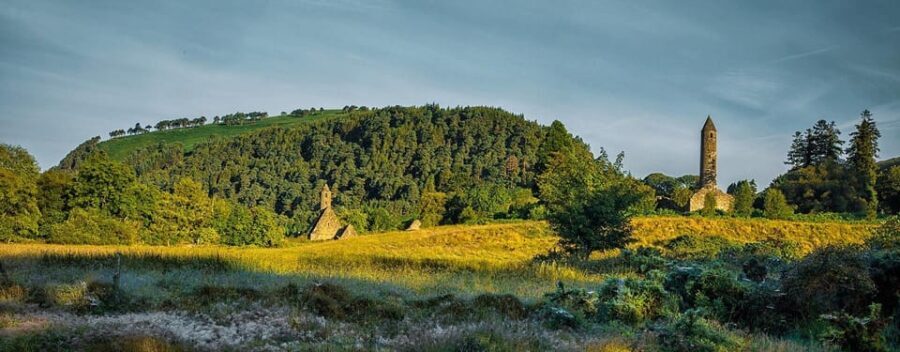 (Christmas Morning) Glendalough Half Day Tour from Dublin - What to Expect on Christmas Morning