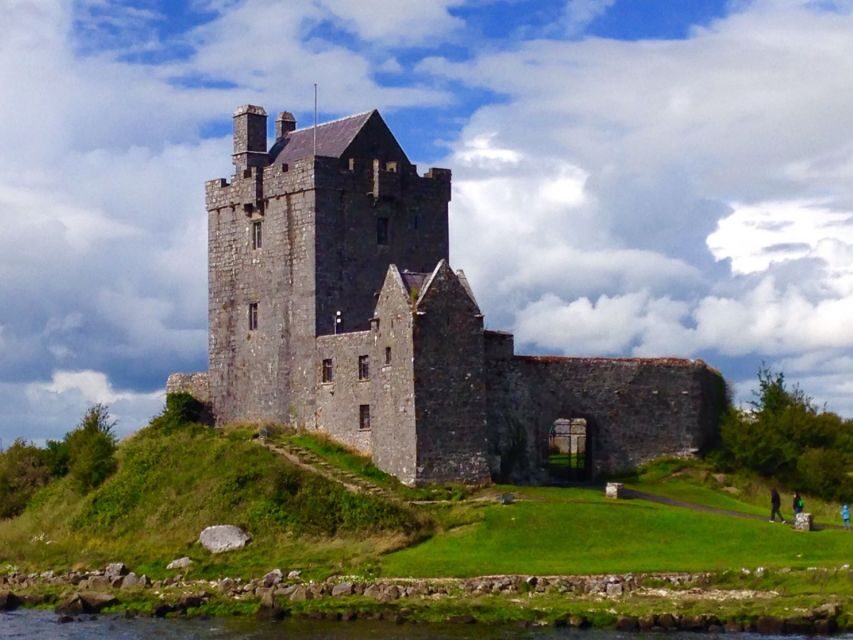 Cliffs of Moher and Galway Tour in Italian or Spanish - An In-Depth Look at the Tour Experience