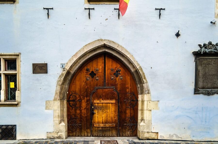 Cluj-Napoca: Old Town Walking Tour with a Local Guide - Highlights of the Tour