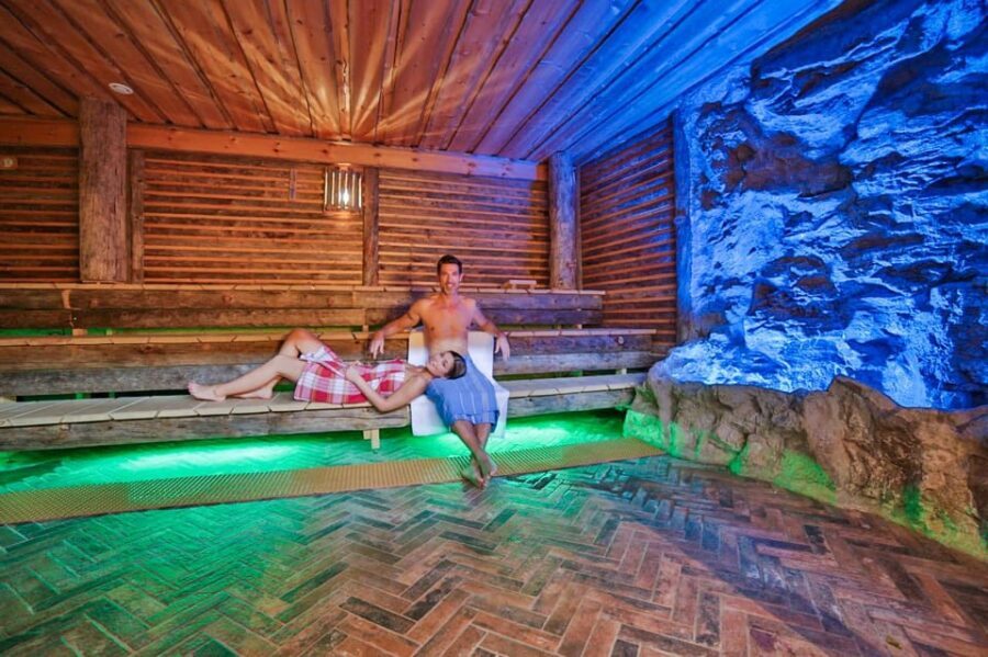 Cologne: 1-day ticket for the Aqualand adventure pool including sauna world - Pricing and Value Analysis