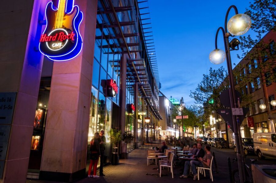 Cologne: Hard Rock Cafe with Set Menu for Lunch or Dinner - What to Expect from Your Visit