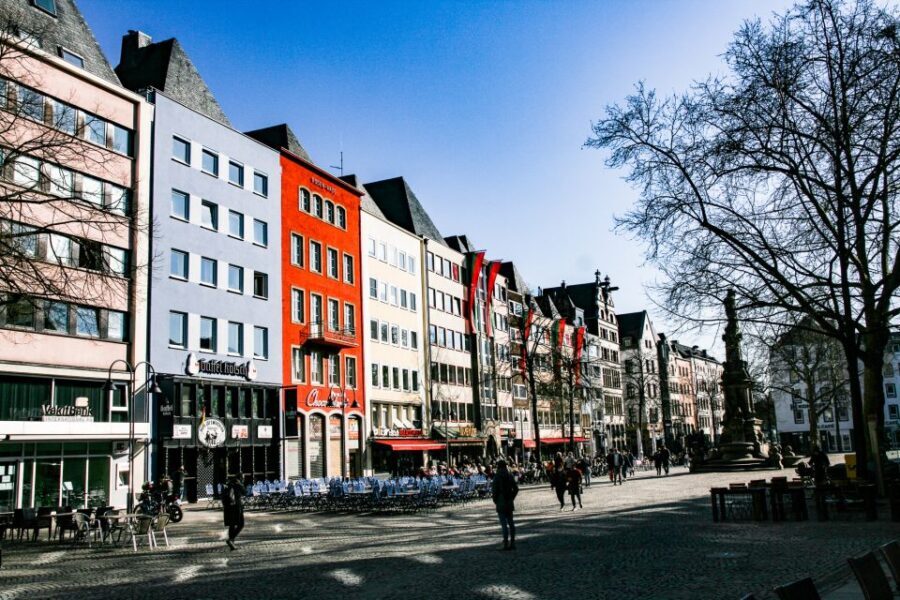 Cologne: Old Town Walking Tour with 1 Brewery Visit & 1 Beer - Analyzing the Value