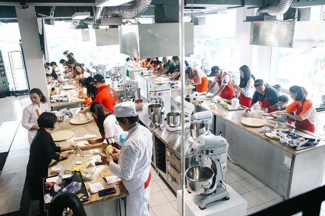 Company Team Building - A Close Look at the Cooking Class Experience