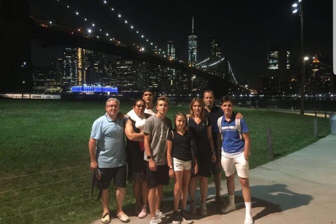 Contrasts VIP + Dyker Heights, Christmas in NYC - Real Traveler Feedback and How It Adds Value