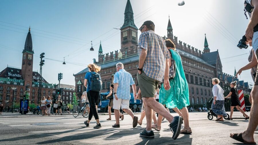 Copenhagen: 2-hour Old Town Private Walking Tour - Key Points