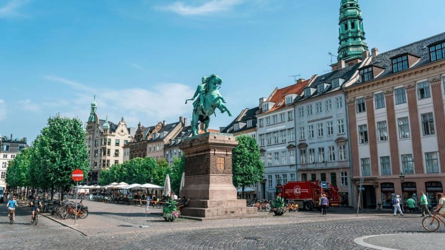 Copenhagen: Private Walking Tour - Detailed Breakdown of the Itinerary