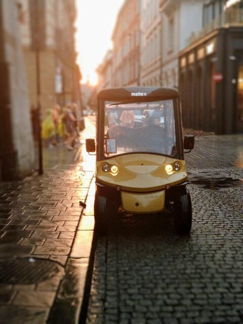 Cracow: Jewish Quarter and Ghetto Sightseeing Golf Cart Tour - A Closer Look at What to Expect