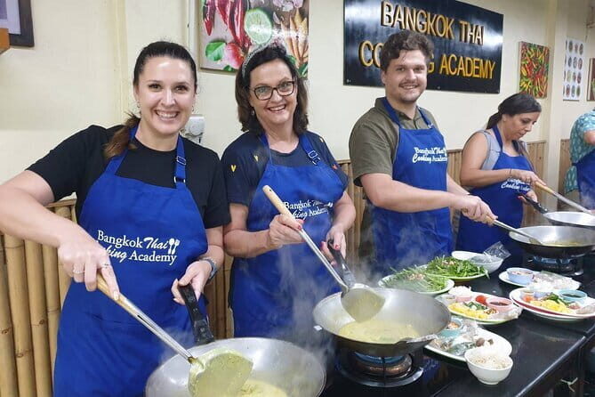 Customizable Thai Cooking Class with Onnuch Market in Bangkok - Authenticity and Quality