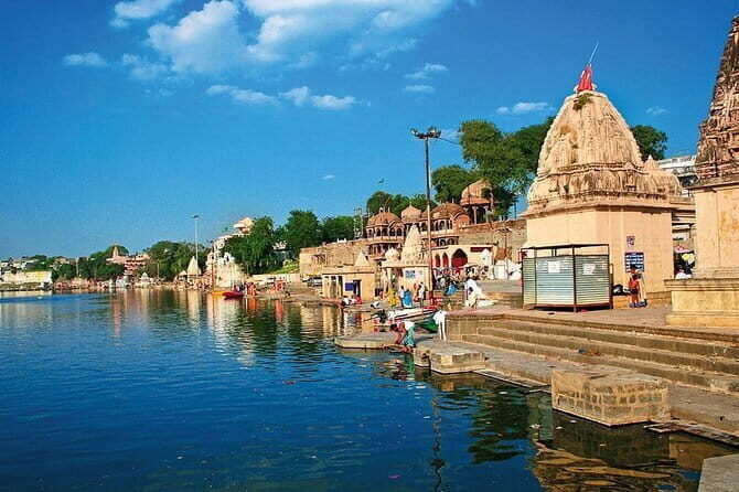 Day Trip From Indore To Ujjain Ancient Prime Meridian Of India - Visiting Ujjain’s Religious Heart: Shri Mahakaleshwar Temple