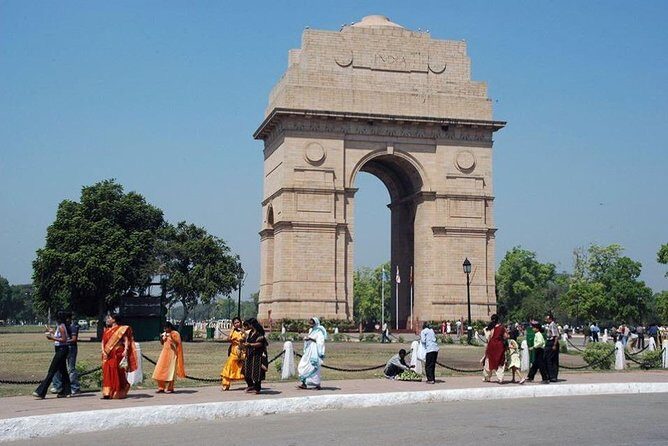 DELHI - AGRA - VARANASI (7 Nights / 8 Days) - Practical Details and Value