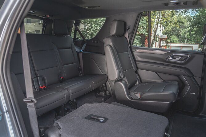Departure by Private SUV from Washington DC to Dulles Airport IAD - What Does the Price Reflect?