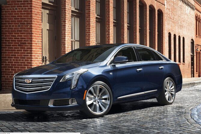Departure Private Transfer Dowtown Dallas to Dallas Airport DAL Luxury Vehicle - Who Should Consider This Service?