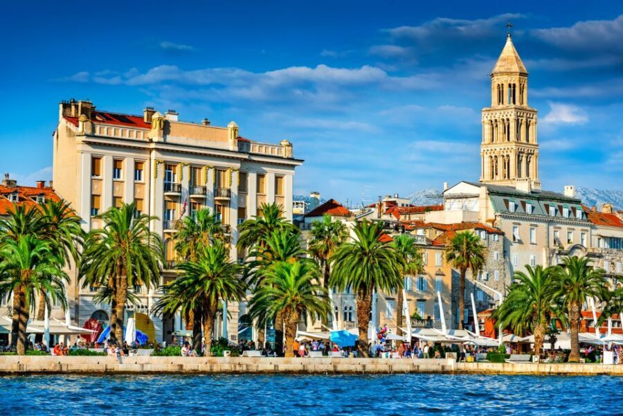 Discover The Old Town Split 1.5h walking Small group tour - A Close Look at the Experience