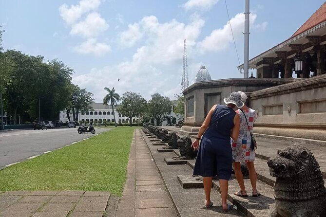 Discover The Other Side of Colombo - Private Open Tour from Jetty - Why This Tour Stands Out