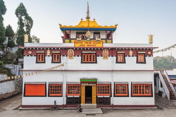 Discover the Spiritual Trails of Darjeeling (2 Hours Guided Walking Tour) - Authenticity and Visitor Feedback