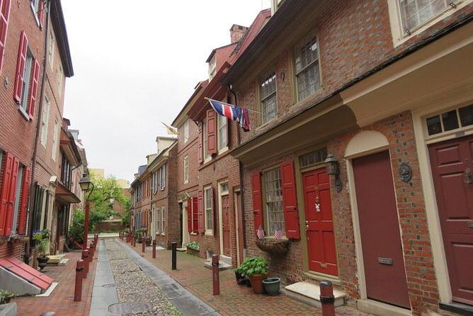 Discovering Colonial Philadelphia Private Walking Tour - Franklin Court and Ben Franklin’s Legacy