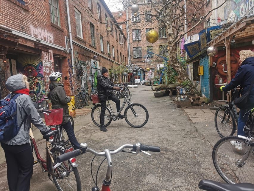 Downtown, Alster & Creative Neighborhoods by Bike - Exploring Sternschanze and Schröderstift