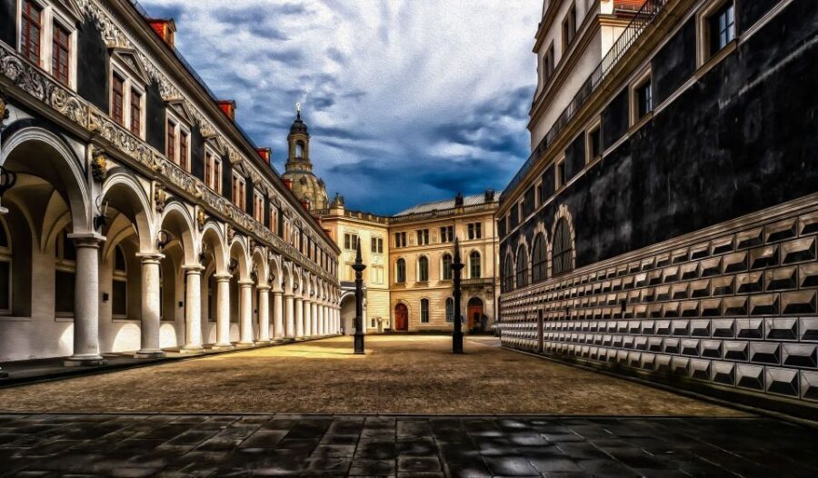 Dresden: Private Guided Walking Tour - Authentic Traveler Perspectives