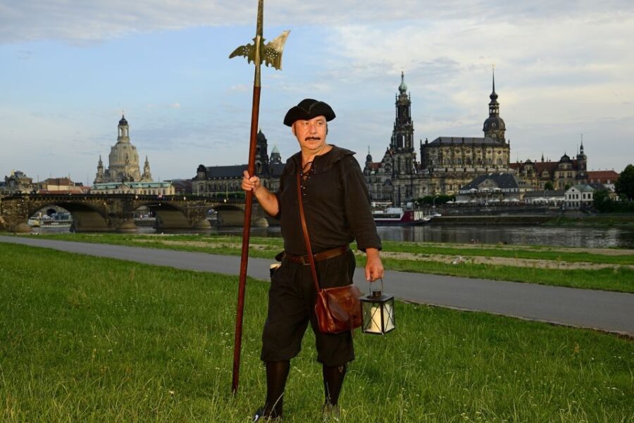 Dresden: Tour of the Baroque Quarter with a Night Watchman - What Our Reviewers Say